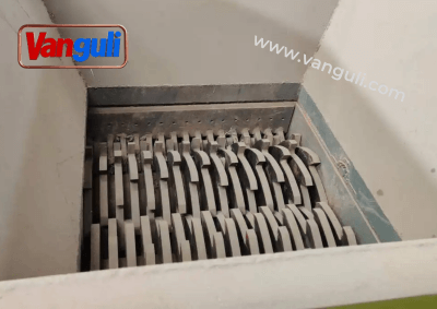 What Affects the Efficiency of The Double Shaft Shredder Machine ...